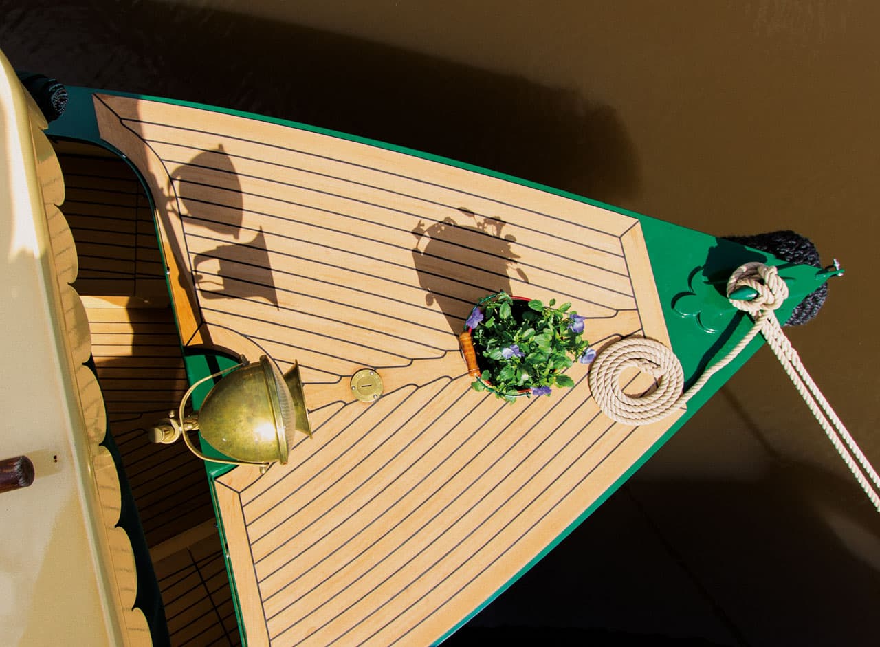 About Us | Beacon Park Boats